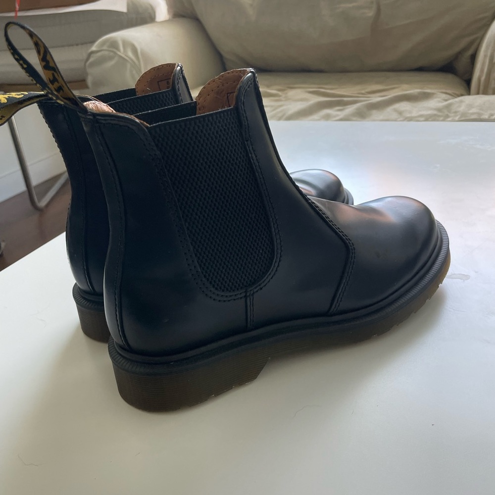 Dr. Martin 2976 Leather Chelsea Boot - Gem